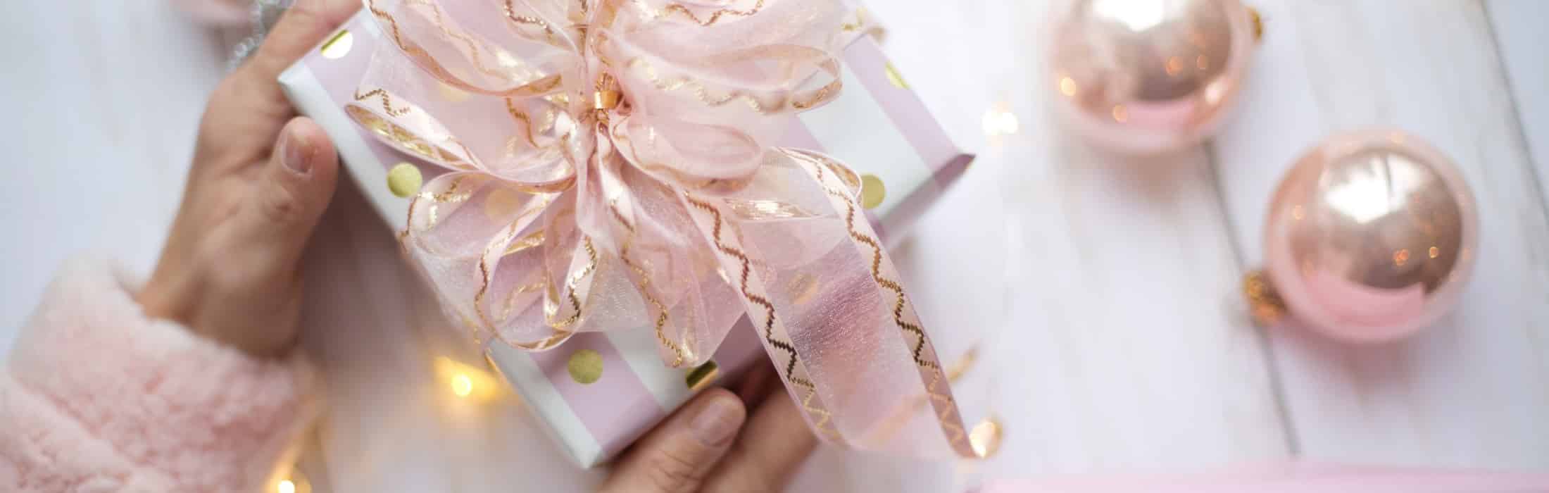 10 Ways You Can Deck the Halls with Kindness This Holiday Season