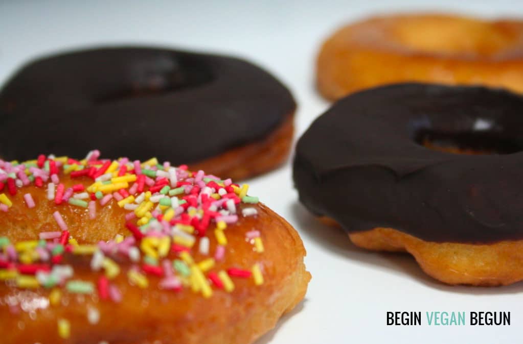8 recetas de donas veganas que están aquí para traerle alegría a tu corazón